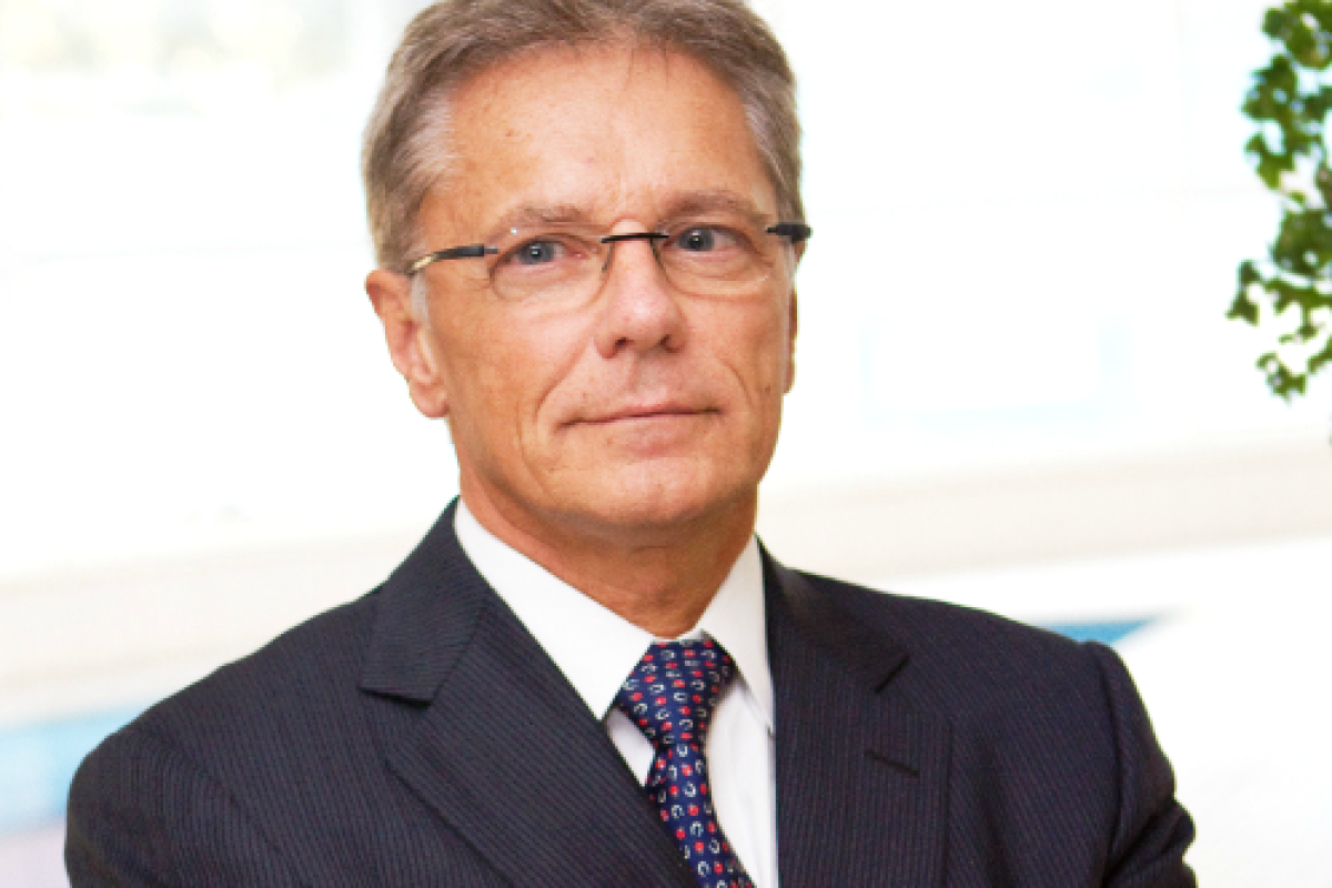 25 anos depois, Bonadona passa o bastão para Patrick Mendes