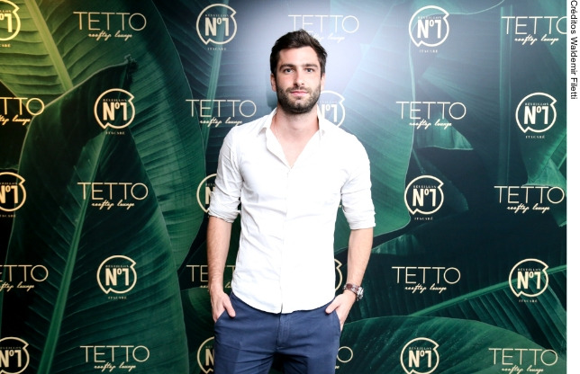 Do Carnaval à Copa do Mundo: Holding Clube lança Torcida Nº1